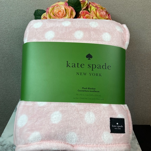 kate spade | Bedding | Nwt Kate Spade Light Pink Polka Dot Oversized ...